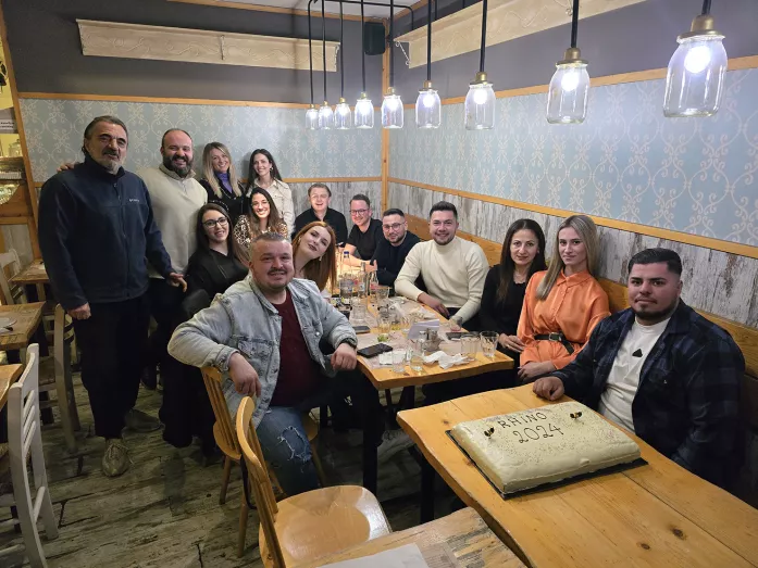 Βασιλόπιτα και χαμόγελα για το Rhino | xronos.gr